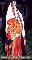 Bethlehem Royal Dress - What Does Bethlehem Royal Dress Look Like?